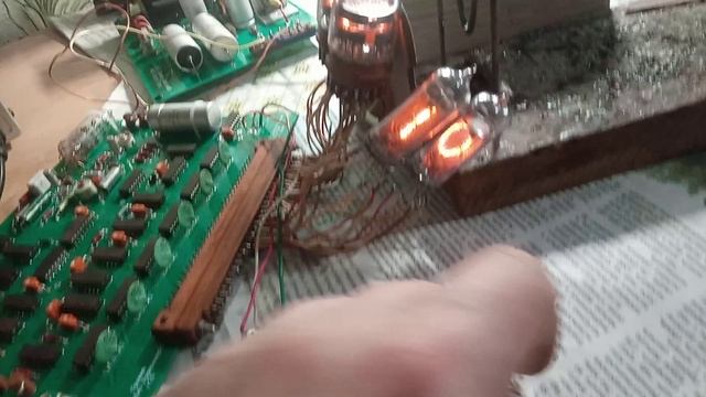 Тестирование платы проекта с индикаторами ИН