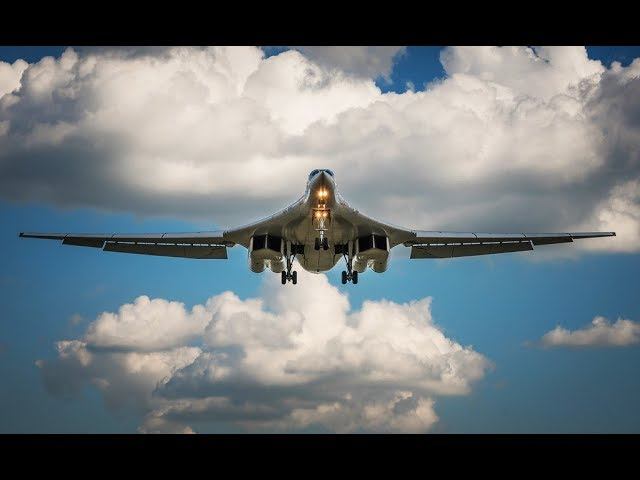 Ту-160 заходит на посадку