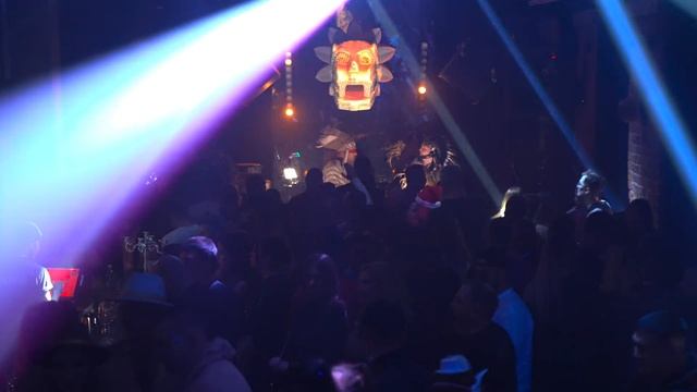 W.D.L & Nobe - Live Treff8 (El DRAGON New Year 2024) Afro House Indie Dance