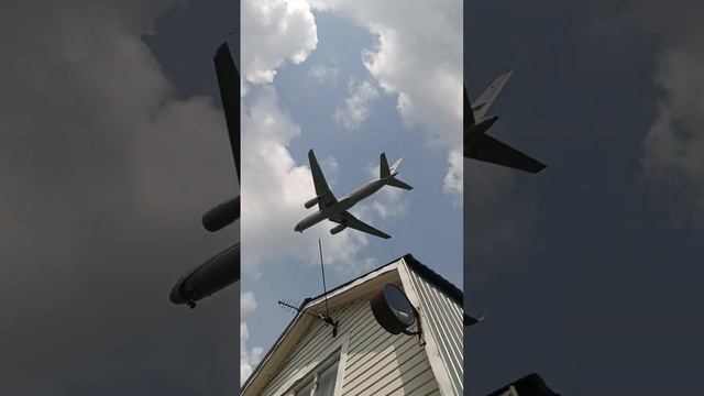 Ту-214ПУ - летающий пункт управления и связи