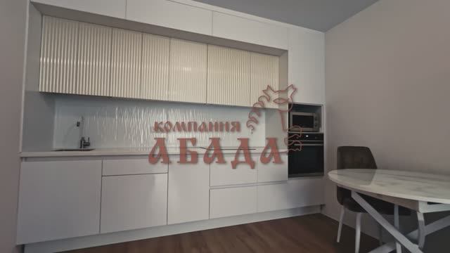 КУХНЯ В СТИЛЕ СОВРЕМЕННОЙ КЛАССИКИ ИЗГОТОВЛЕННАЯ НА СОБСТВЕННОМ ПРОИЗВОДСТВЕ ОТ КОМПАНИИ АБАДА