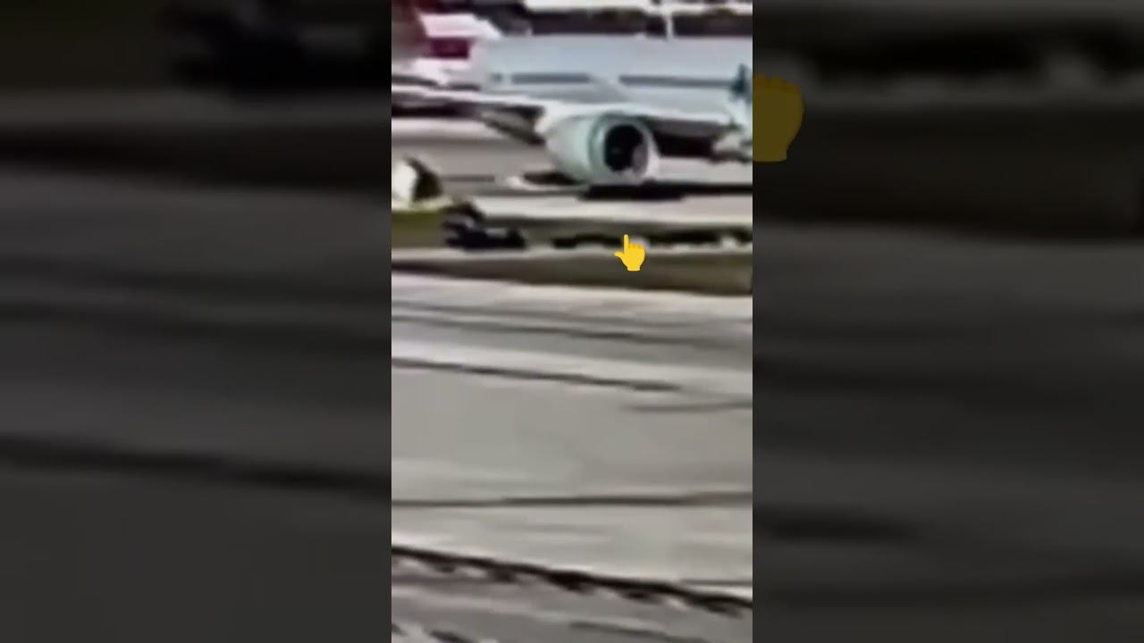 Boeing 787 Dreamliner всосал двигателем багаж, после того, как его сдул впереди стоящий Airbus A350.