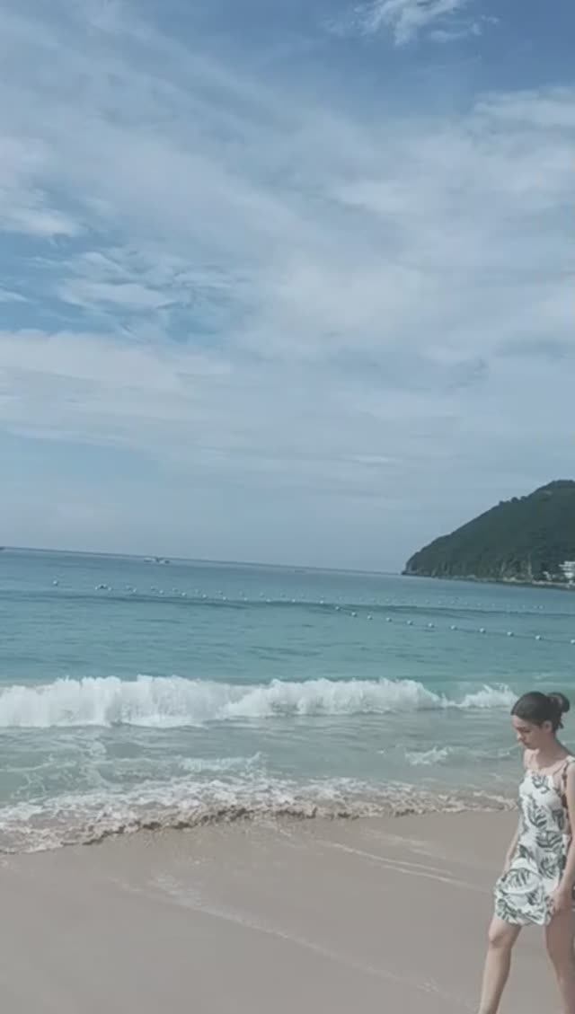 о. Хайнань 2024. г. Санья. Пляж Дадунхай. Погода в сентябре 24