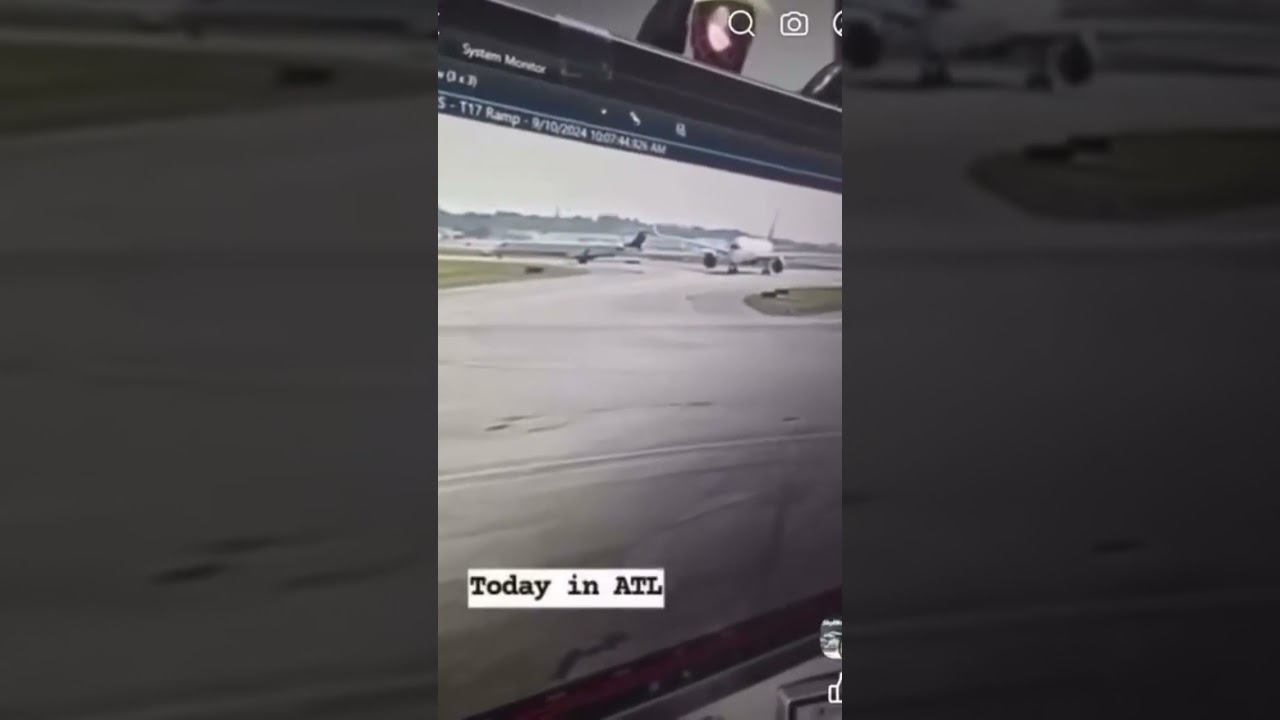 Минус два самолета за один раз.