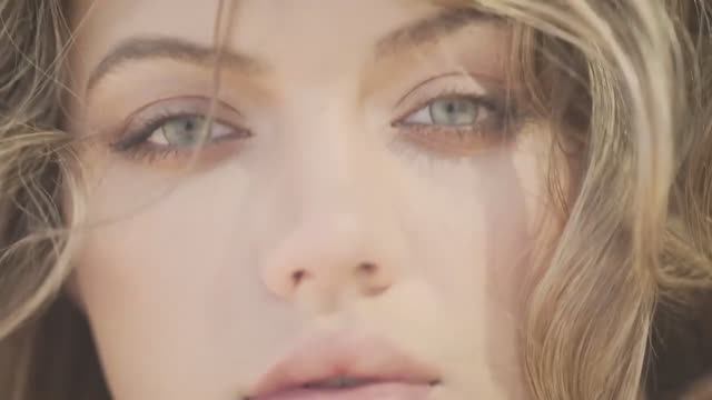 Daisy Gray - Don't Cry (Visualizer)