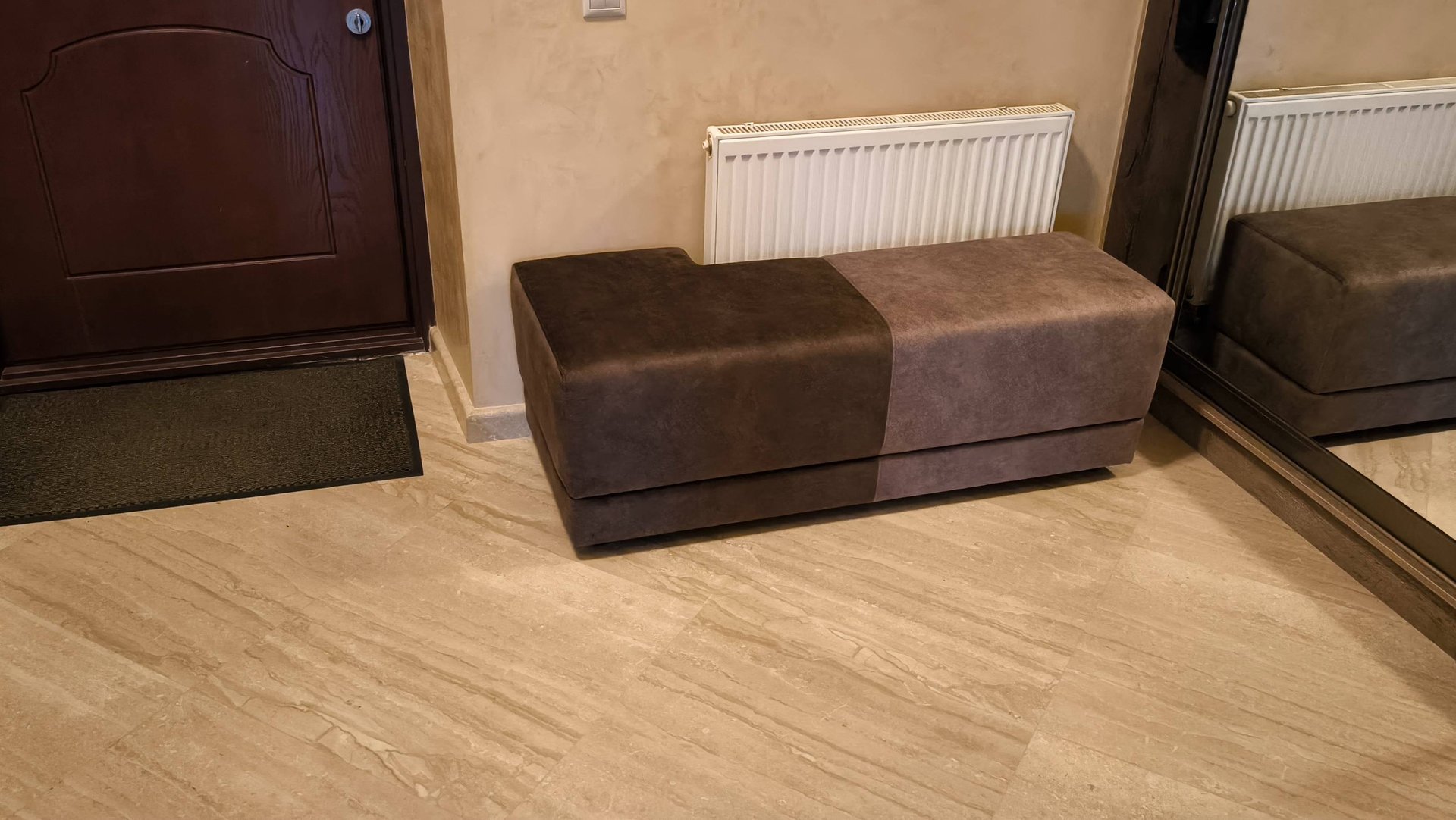 Как самому сделать большой пуфик в коридор?