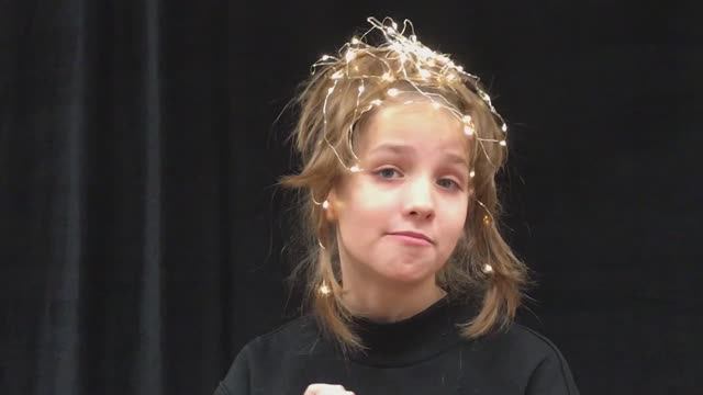 Отрывок из произведения "451 градус по Фаренгейту" (Рэй Брэдбери)