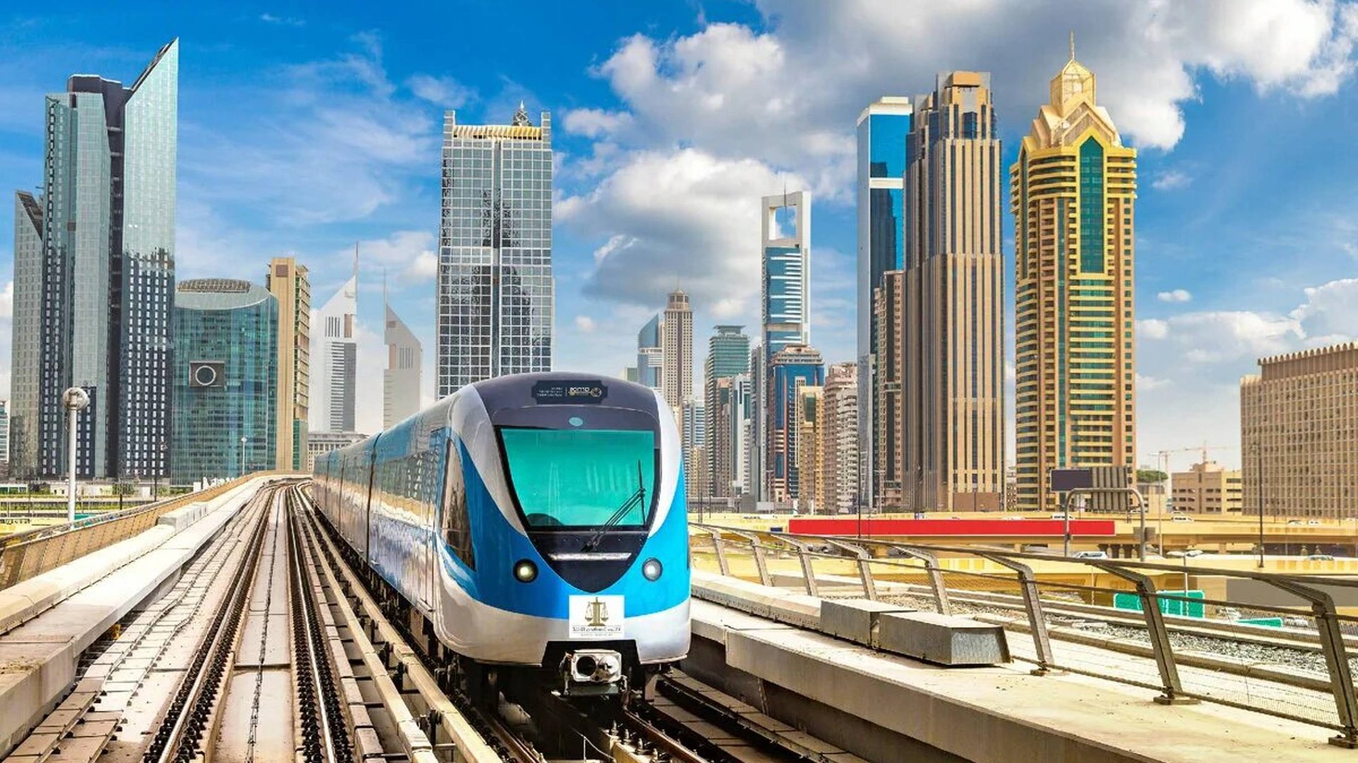 Метро в Дубае 🚉 полезно для детей!