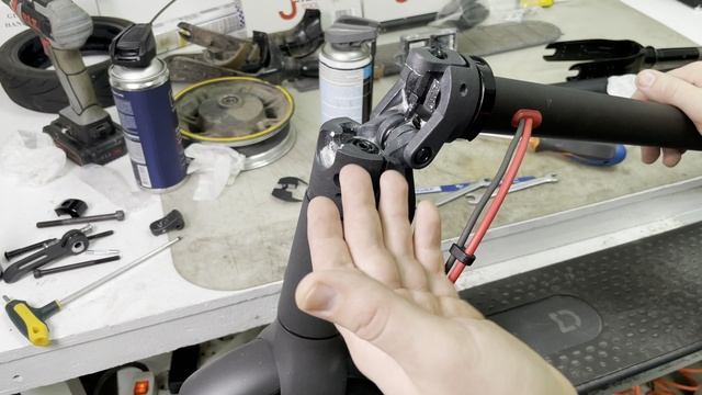 Электросамокаты xiaomi скрип, треск, люфт или регулировка складного механизма руля