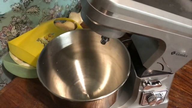 Обзор миксера GEMLUX GL SM5.1GR планетарный