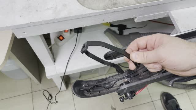 Поддержка крыла на электросамокатах Xiaomi