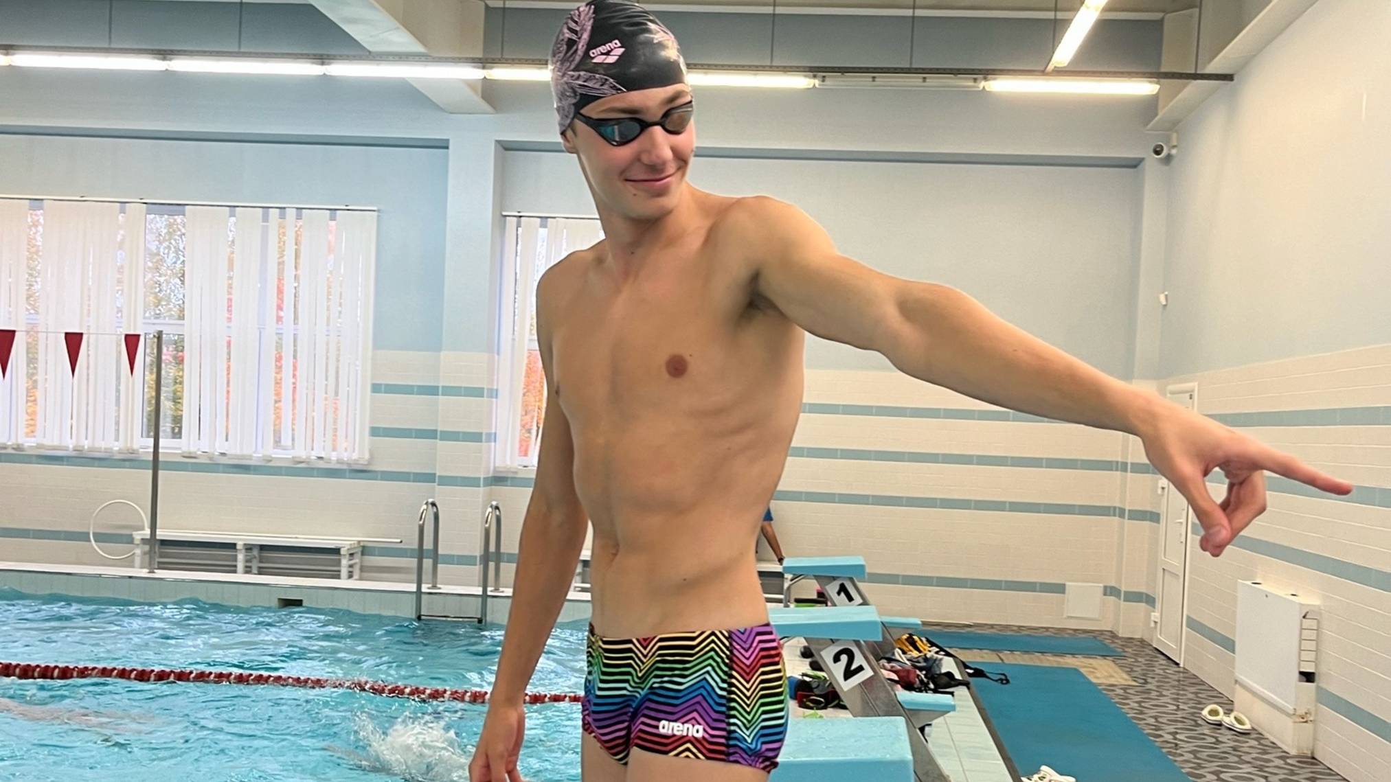 КРЫЛОВ Матвей (2007г.р.), 200 в/с (25). СШ Кронштадтского р-на (7 дорожка) 1:53.53