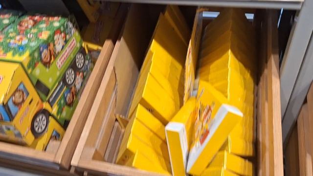 8 декабря 2024 у нас снегопад  мы гуляем