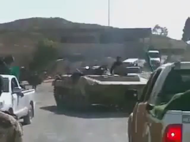 Солдаты армии Каддафи продвигаются на востоке страны | Ливия 2011