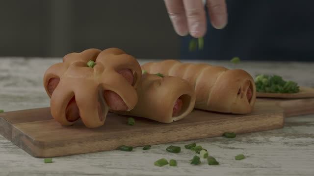 3 варианта «Сосисок в тесте» - любимая классика! | ТМ Фростмо