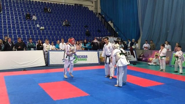 Чемпионат и первенство ФСКК ЦФО 10.11.2019 Петр Рыбас (красный шлем) 1 бой