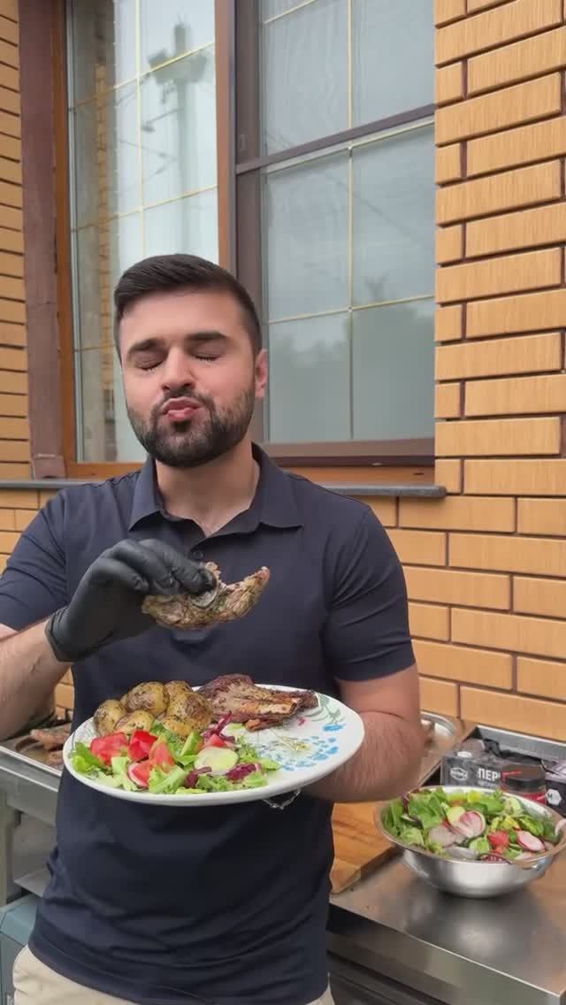 БАРАНИНА НА УГЛЯХ