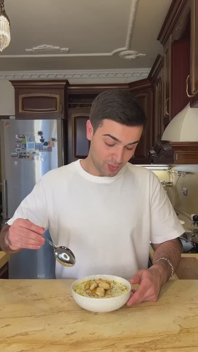 ФРАНЦУЗСКИЙ КРЕМ СУП "ВИШИСАУЗ"