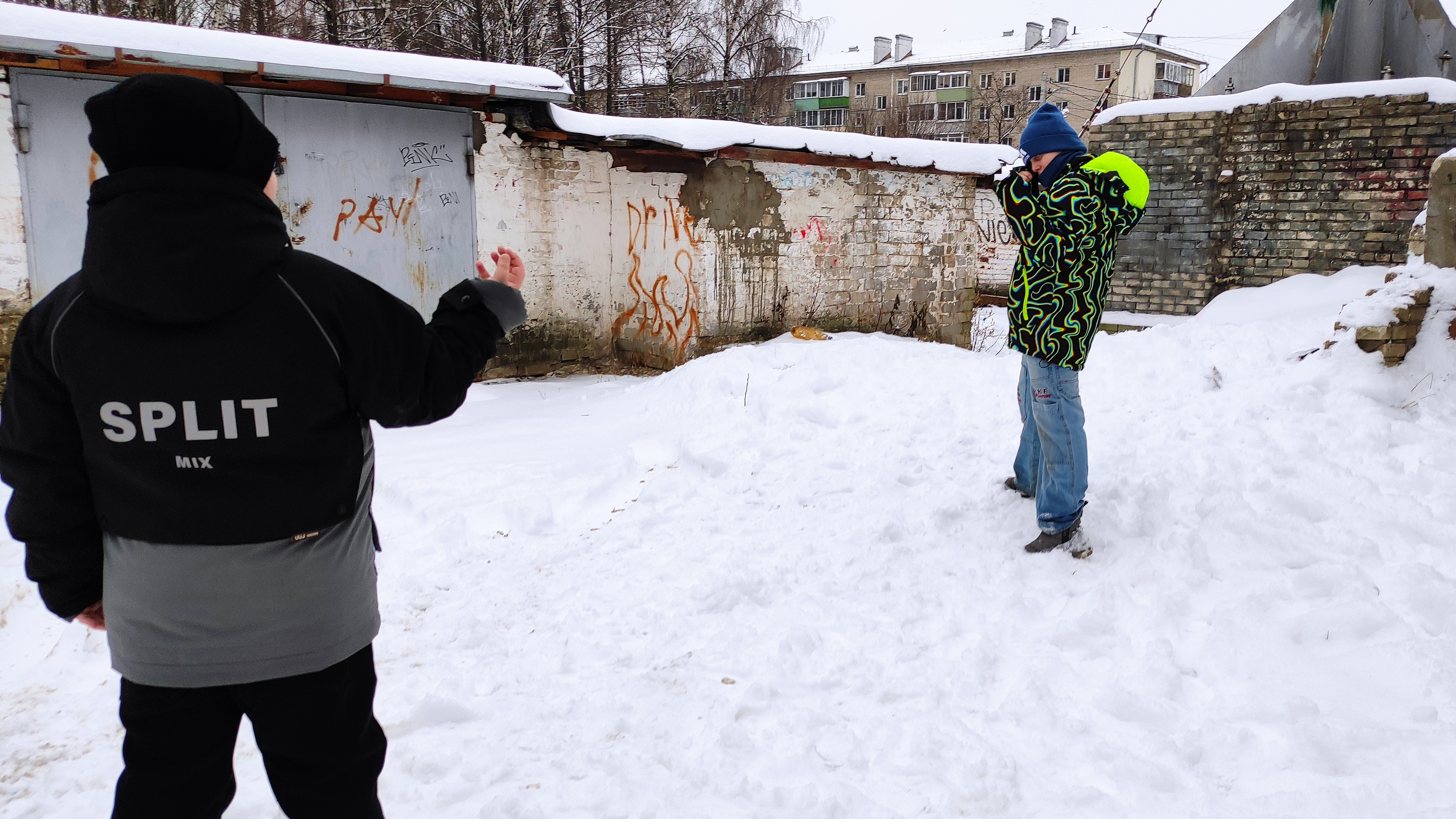 слово сасульки снег на асвальте 1 серия