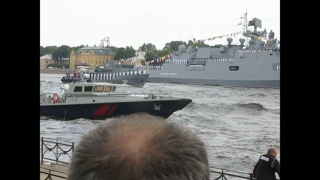 Генеральная репетиция военно-морского парада в 2018 году