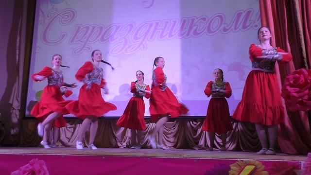 11 - Подплясочка - 2024_12_01 Концерт Школа 1ТВ в геронтологическом центре Люблино