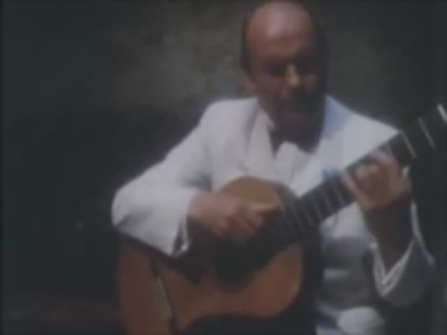 Julian Bream: Valses Poéticos - Enrique Granados