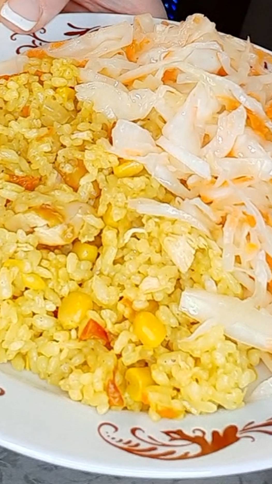 Рис с куриной грудкой и овощами 🍛
Рубрика Готовим вместе 👩🍳 
Мукбанг ☕️