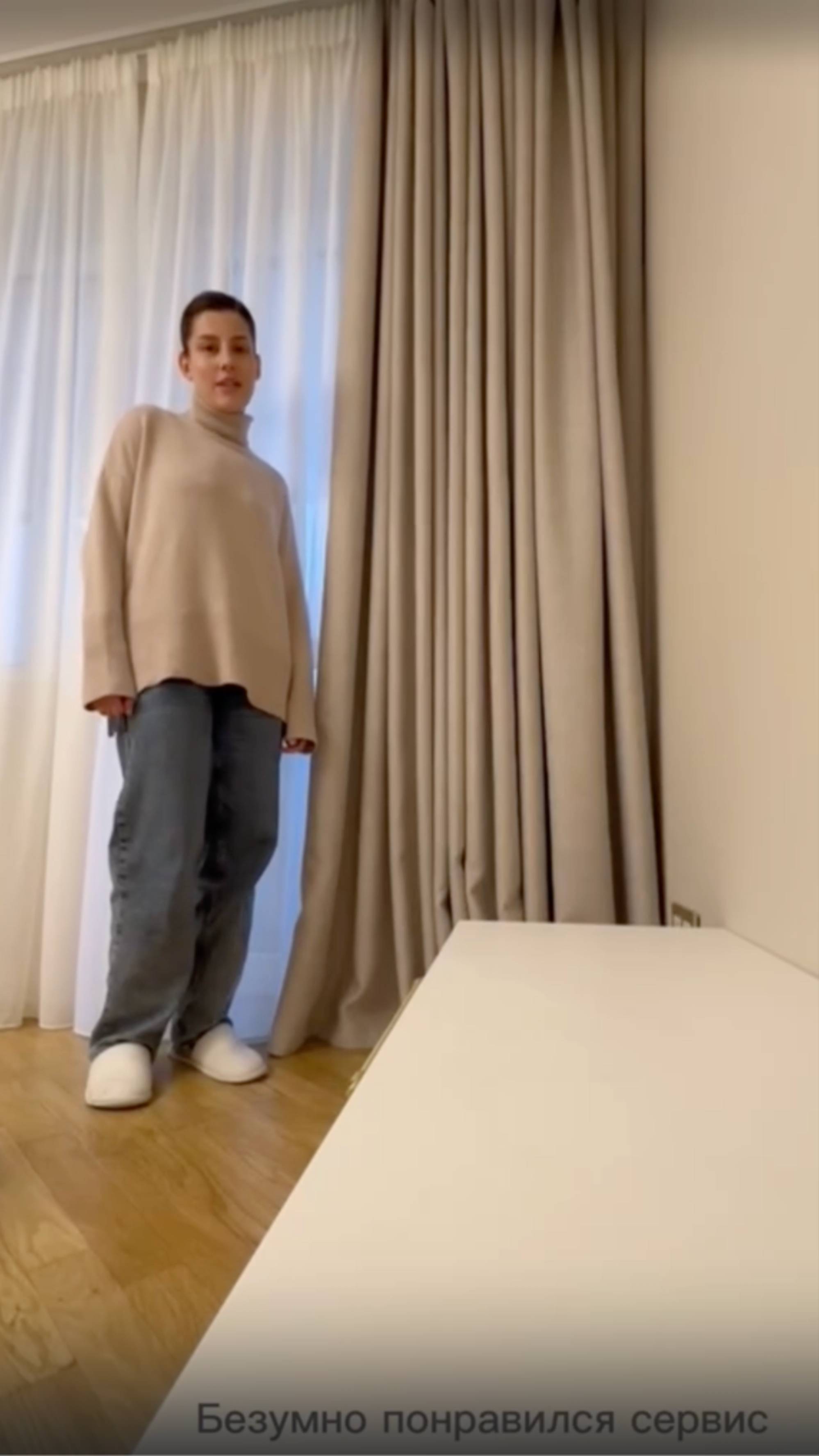 Видеоотзыв Клиента, о работе Студии текстильного дизайна «STUDIO AMELI».