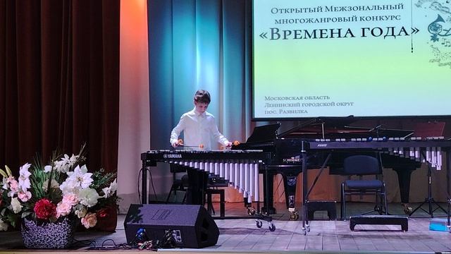 Л.Моцарт - Менуэт (Гайборян Вадим)