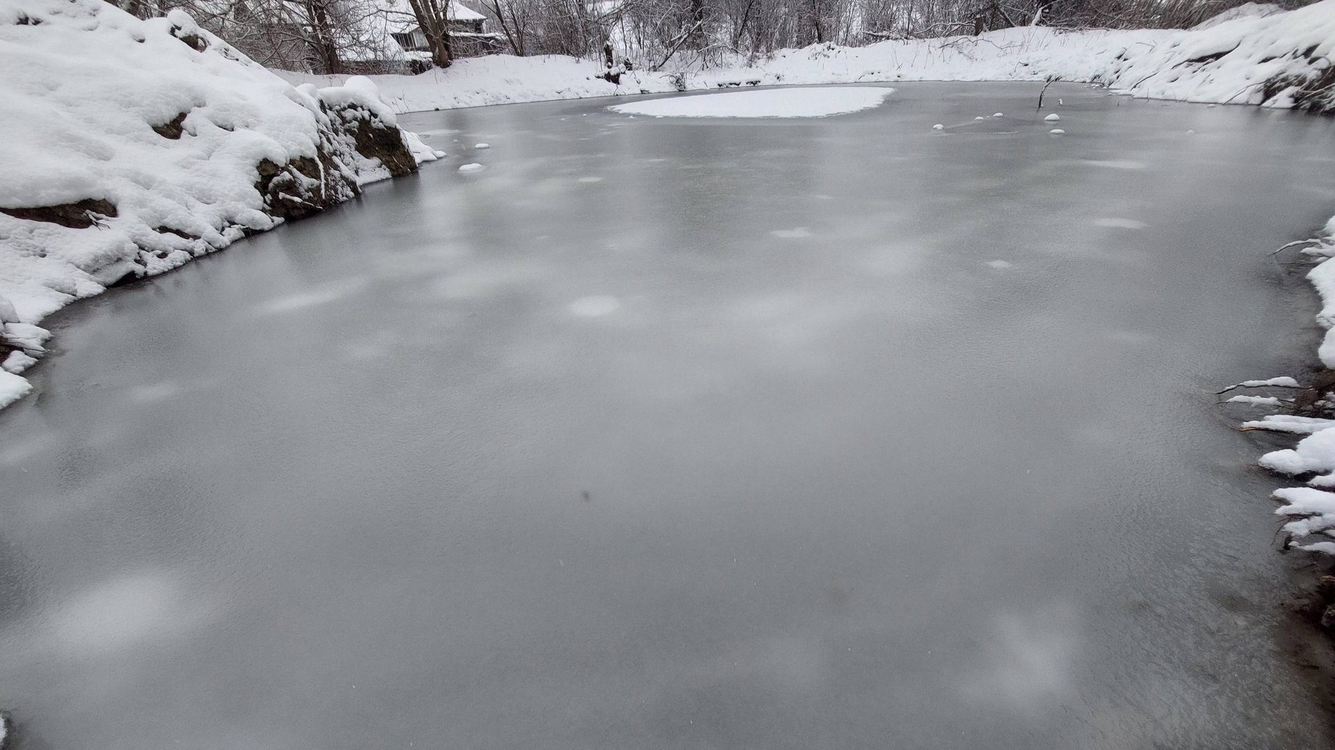 Свой пруд в деревне! Вода прибывает! Купил дом в деревне