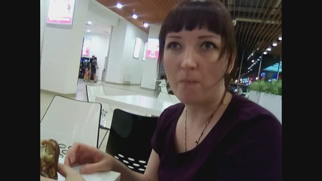 В ресторане ИКЕА. Меряю обувь в ТЦ. Тестим тёмный БУРГЕР