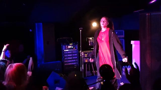 Белый ворон