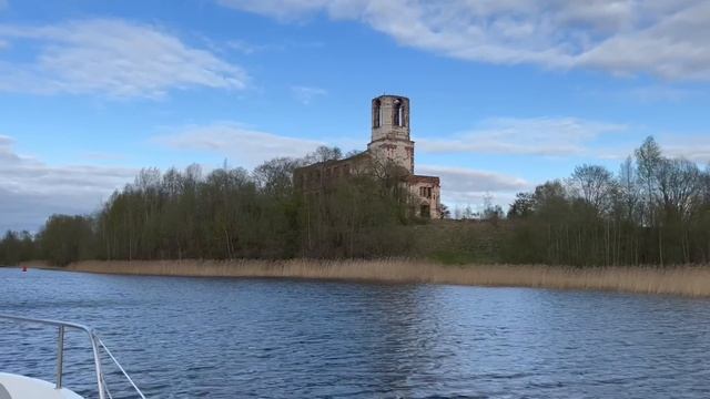 Москва - Архангельск по воде: (эпизод 3: Шлюз сломался, речники позвали на земснаряд!)