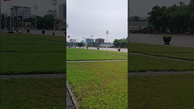 Площадь Бадинь.Ханой!мавзолей Хошимина.