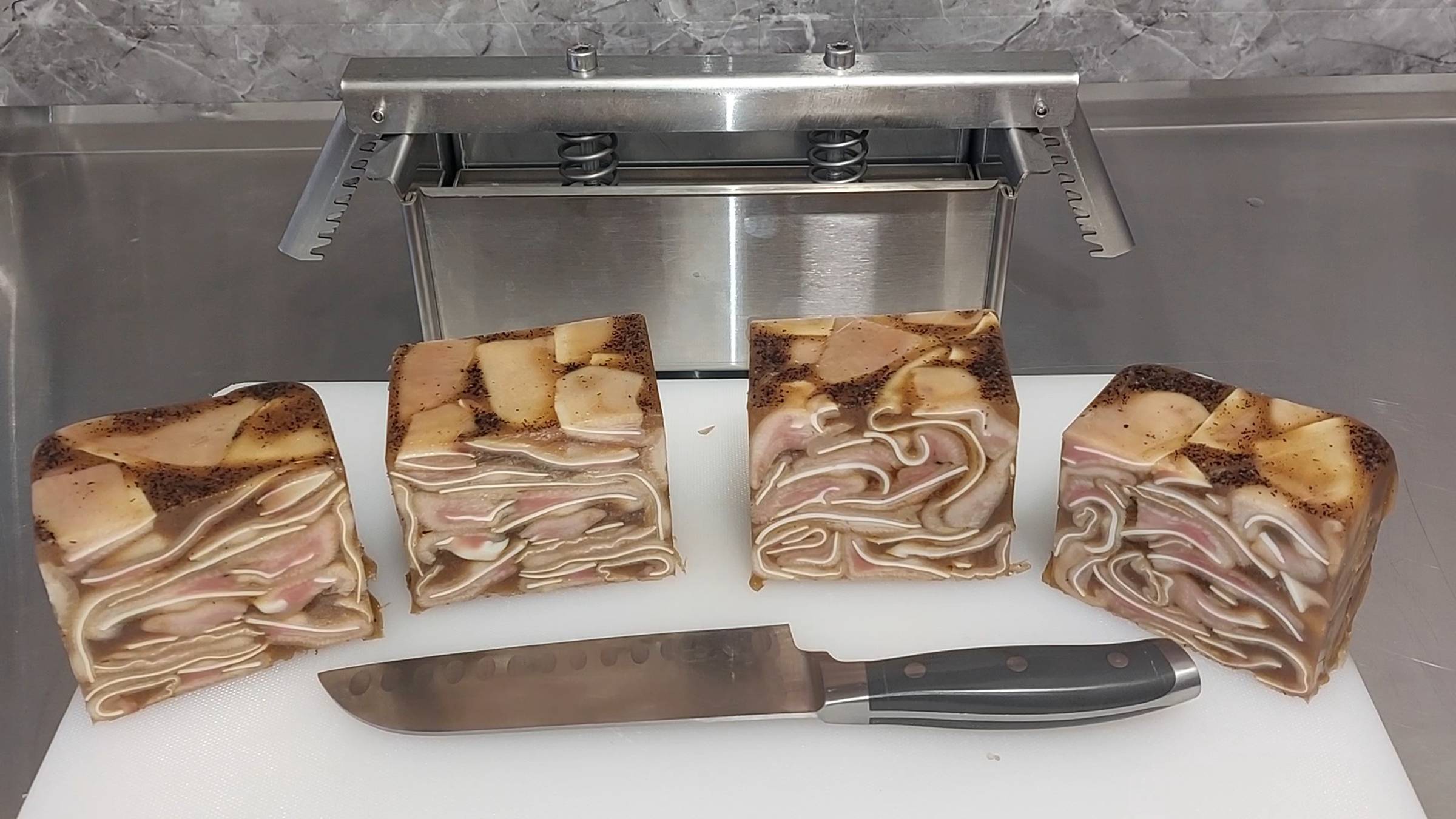 ПИЩА БОГОВ! Прессованные свиные уши sous-vide