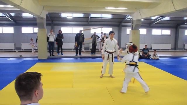 Турнир на призы СК Чемпион 14.02.2016 Петр Рыбас (белый шлем) 2 бой