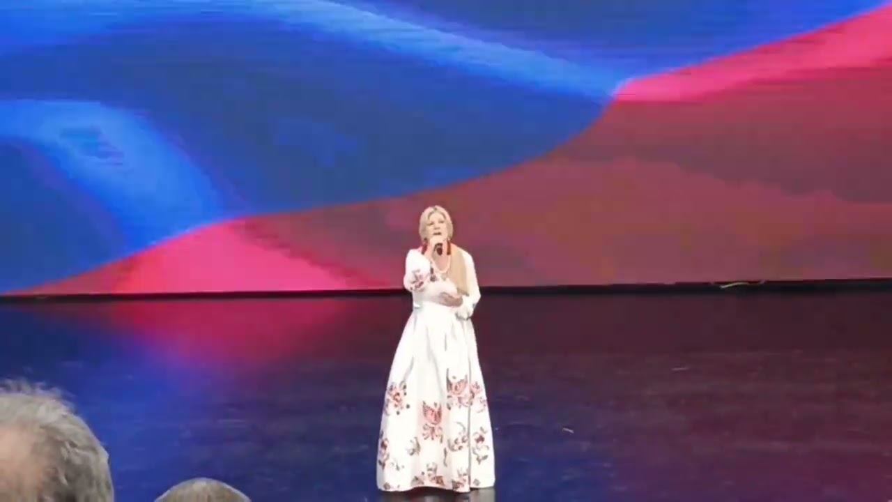 ВОТ ЭТО МОЩНО!!! Гимн России в исполнении Ольги Рыбниковой. Гостиный  двор май  2024.