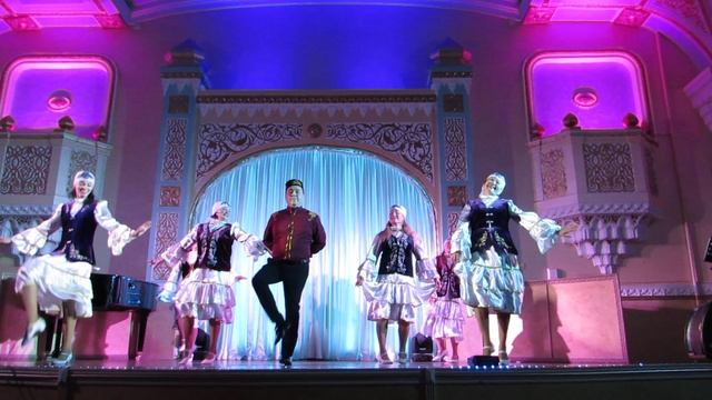 47.  Җыр һәм бию ансамбле Хәзинә. Егетләр җыры