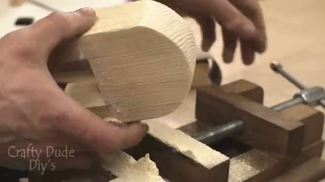 Настольные тиски