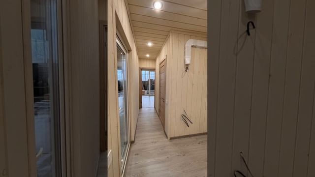 Стандартный дом из морского контейнера.