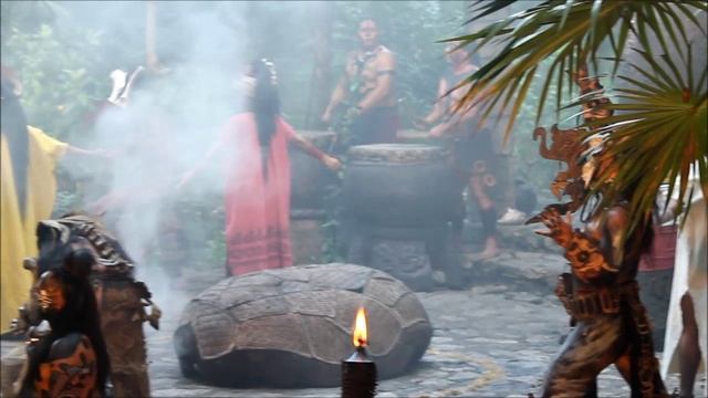 Мексика. Танец Ягуара. Чечен-Ица. Племя майя