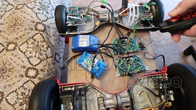 №89  Для радиоуправляемого наземного дрона 4WD. Прошивка платы гироскутера. Демо к заказу для В.