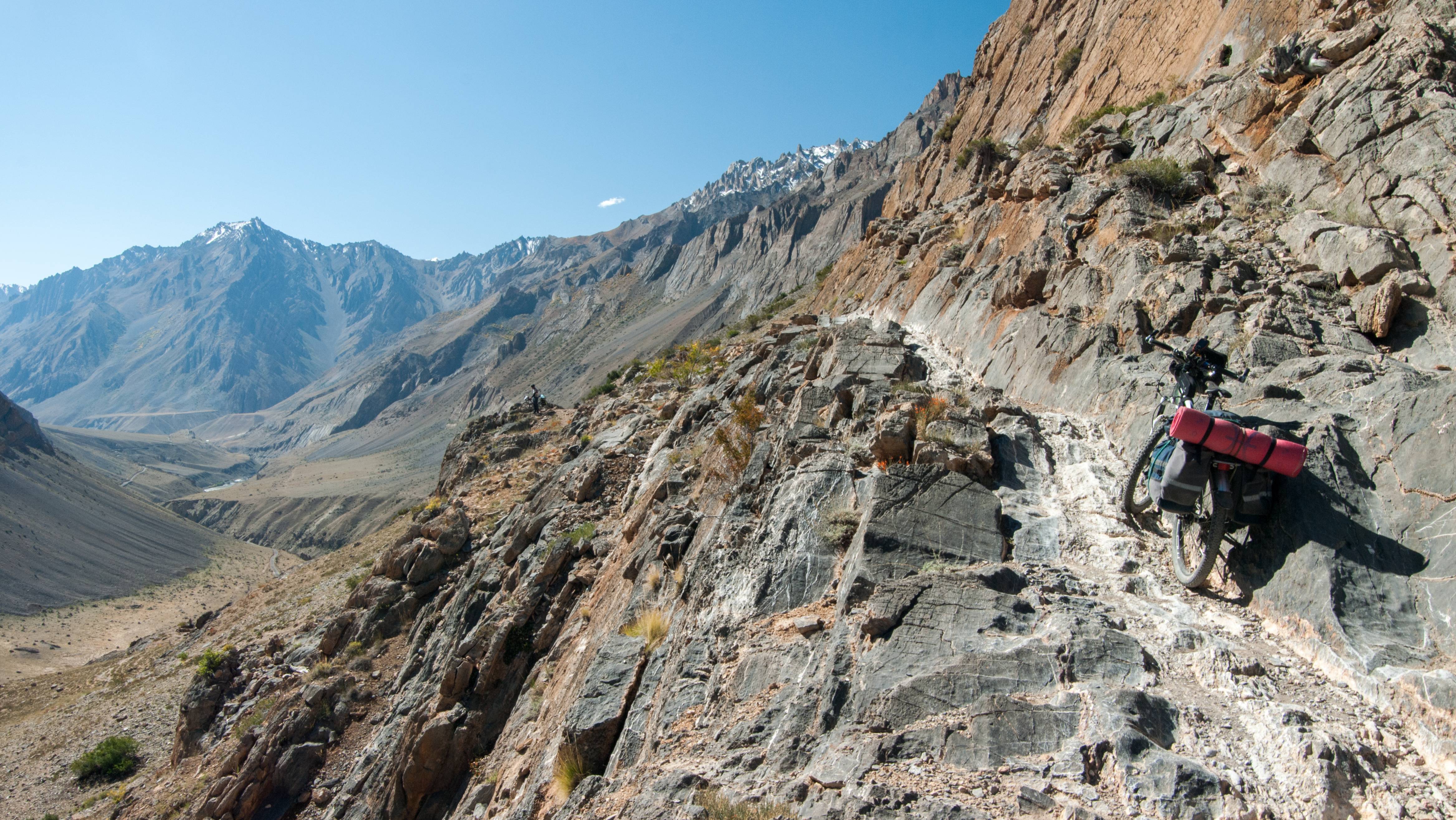 Прохождение перевала Парфи ла, 3931 м + долина реки Занскар