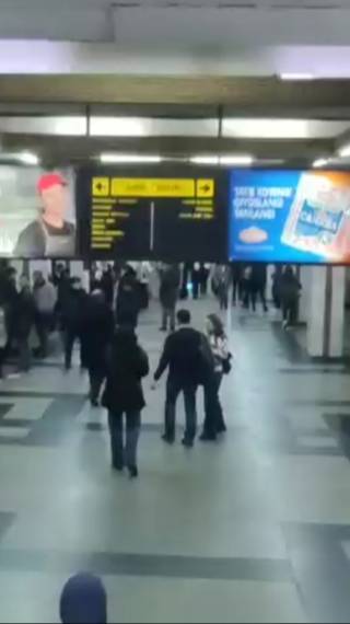 Станция Амир Темур Хиёбони. Чиланзарская линия