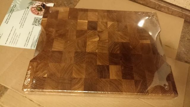 Распаковка Доска разделочная торцевая Дуб.