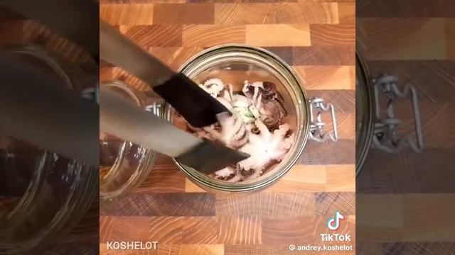 Маринованные осьминоги