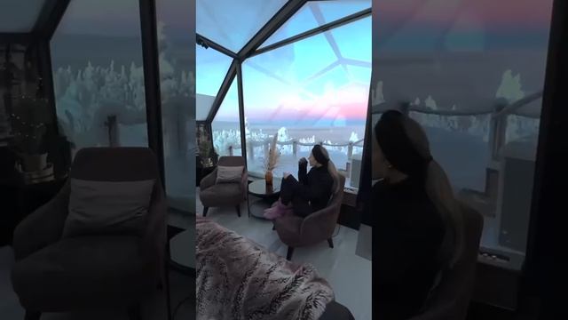 Отель Golden Crown - Levin Iglut