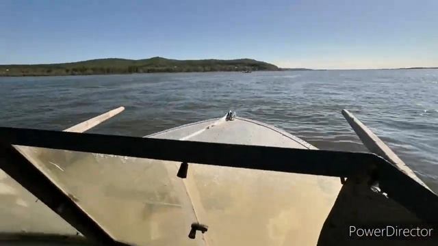 Рыбалка на Амуре. Сплавными сетями. Сели на задев, порезали сетку. Аборигенка. Путина 2024.