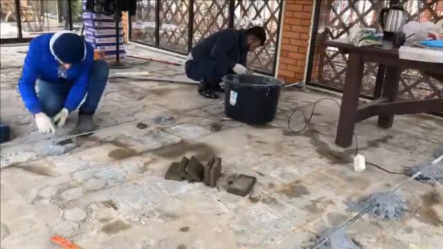 Стяжка пола беседки