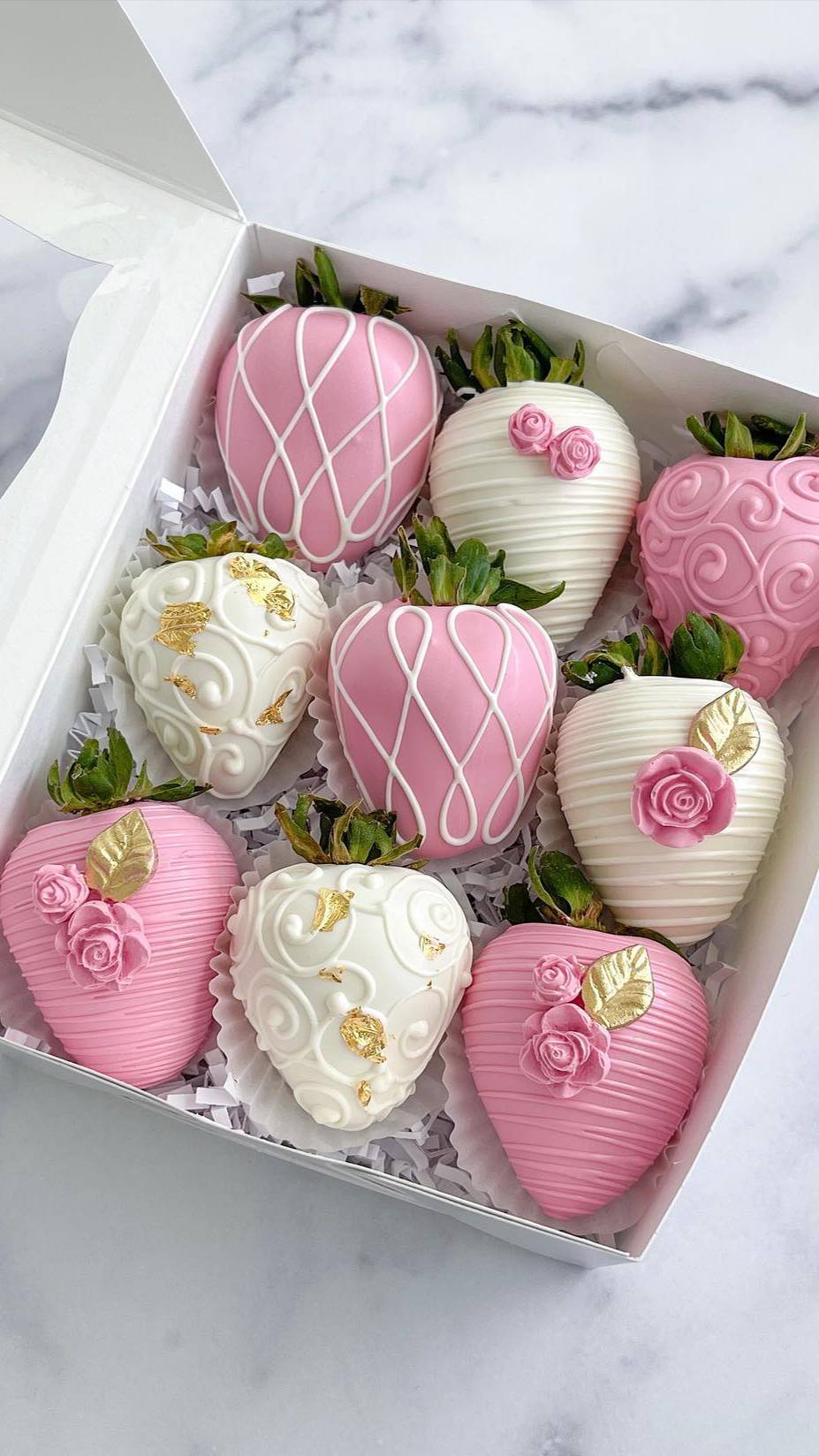 Клубника в шоколаде: как украсить клубнику в шоколаде красиво в домашних условиях своими руками